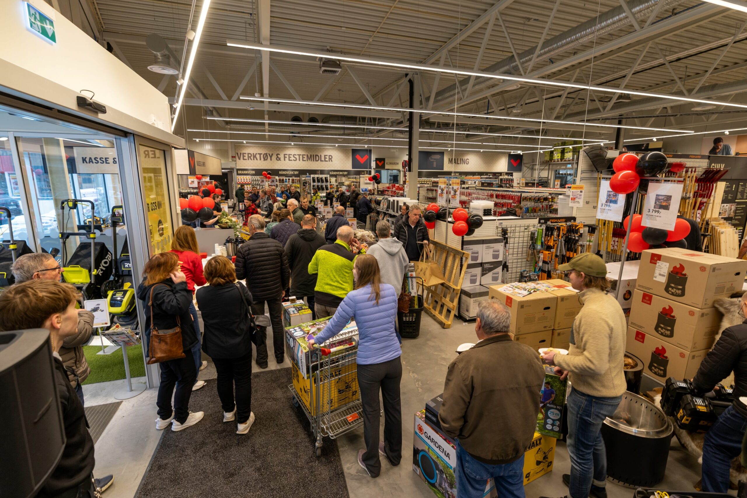 Åpner byggevarehuset Montér Randesund - Byggfakta Nyheter
