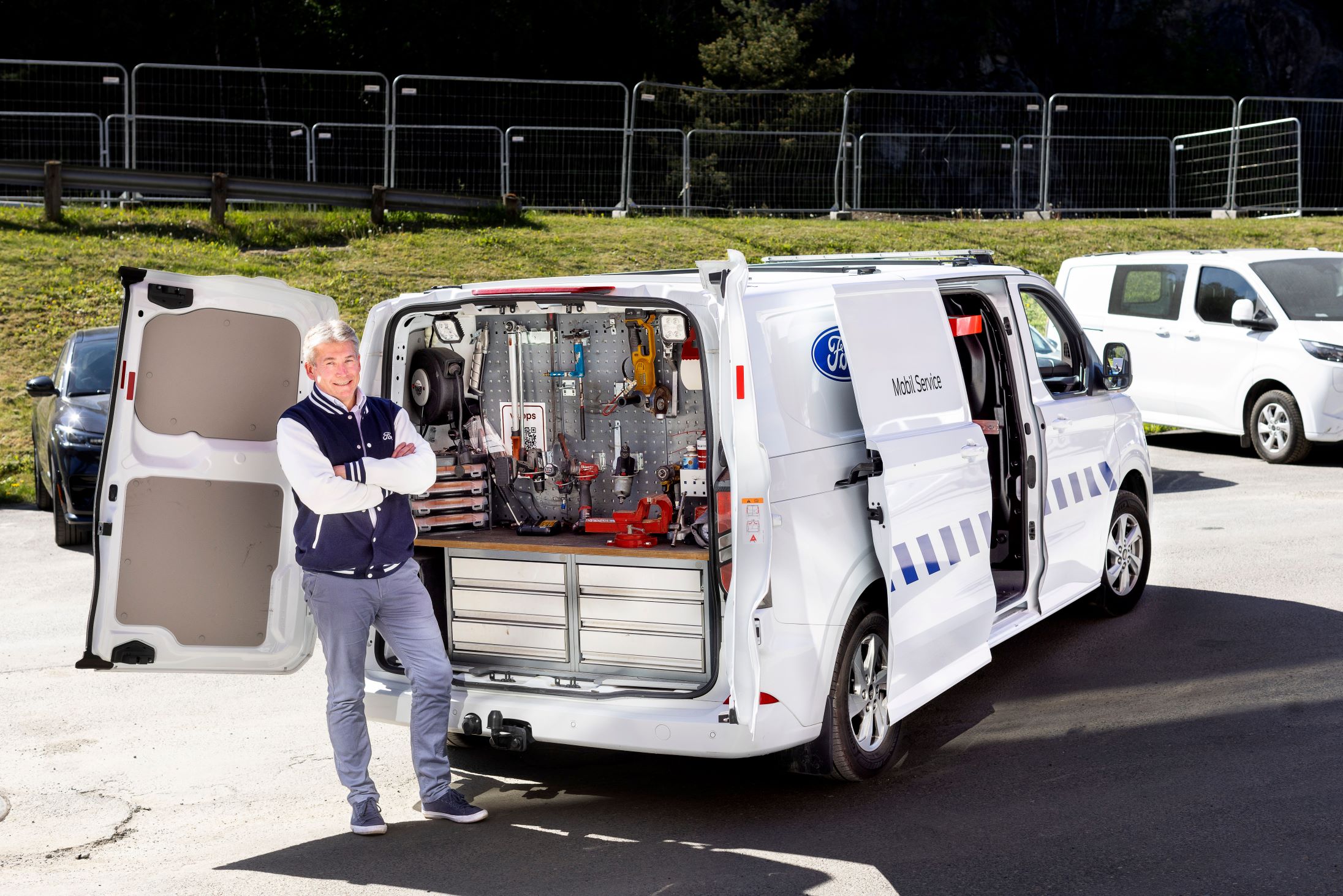 Ford dobler og leder an i servicemarkedet med Mobilservice - Byggfakta ...